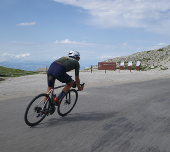 Moots Cycle | Premium Titanium Bikes Handmade in Colorado.
